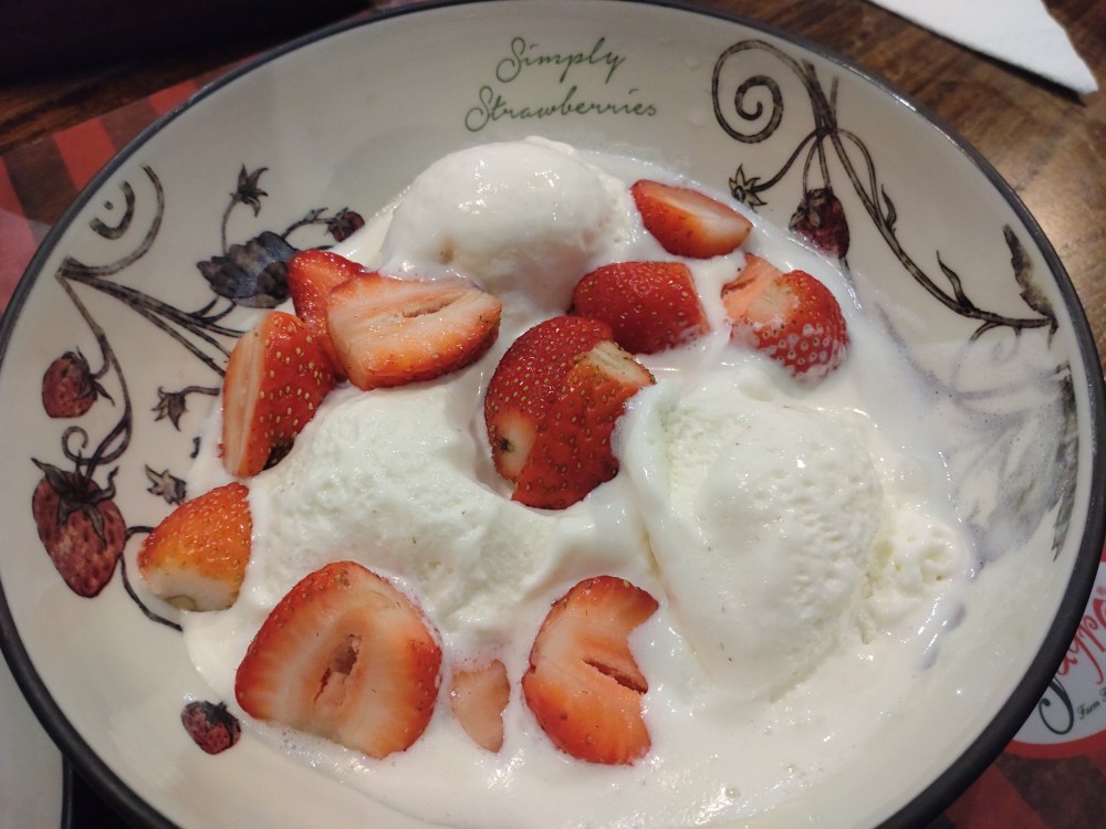 Simply Strawberries by Jagro – The Eat Log
